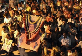 செய்தி: Spiritual Leaders Sathya Sai Baba Death Photos